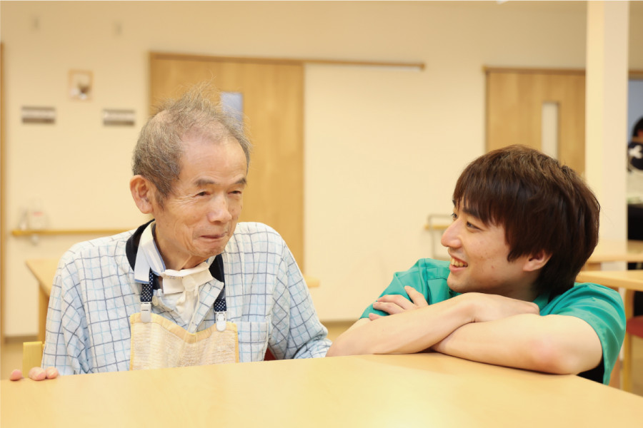 多系統萎縮症（MSA）の方の症状別ケアと利用できる介護施設、支援制度 | ReHOPE（リホープ） 看護と介護でよりそうホスピス型住宅（在宅ホスピス）